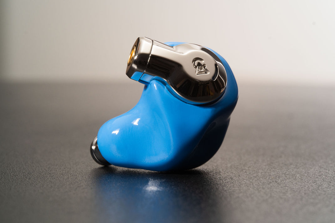 Dynamic Driver Earphones – Campfire Audio