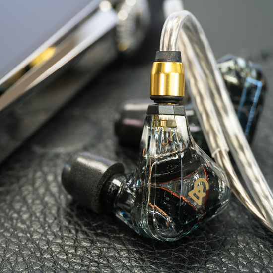 Trifecta Cosmic Gateway – Campfire Audio